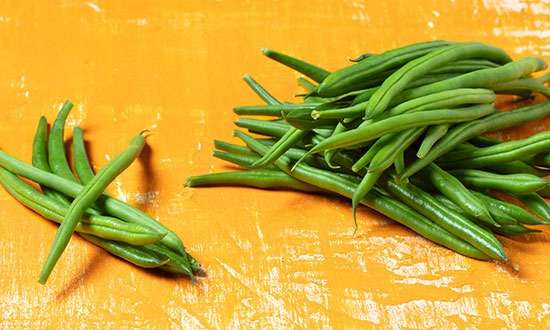 Baked haricots verts with bacon and hummus - Discovered